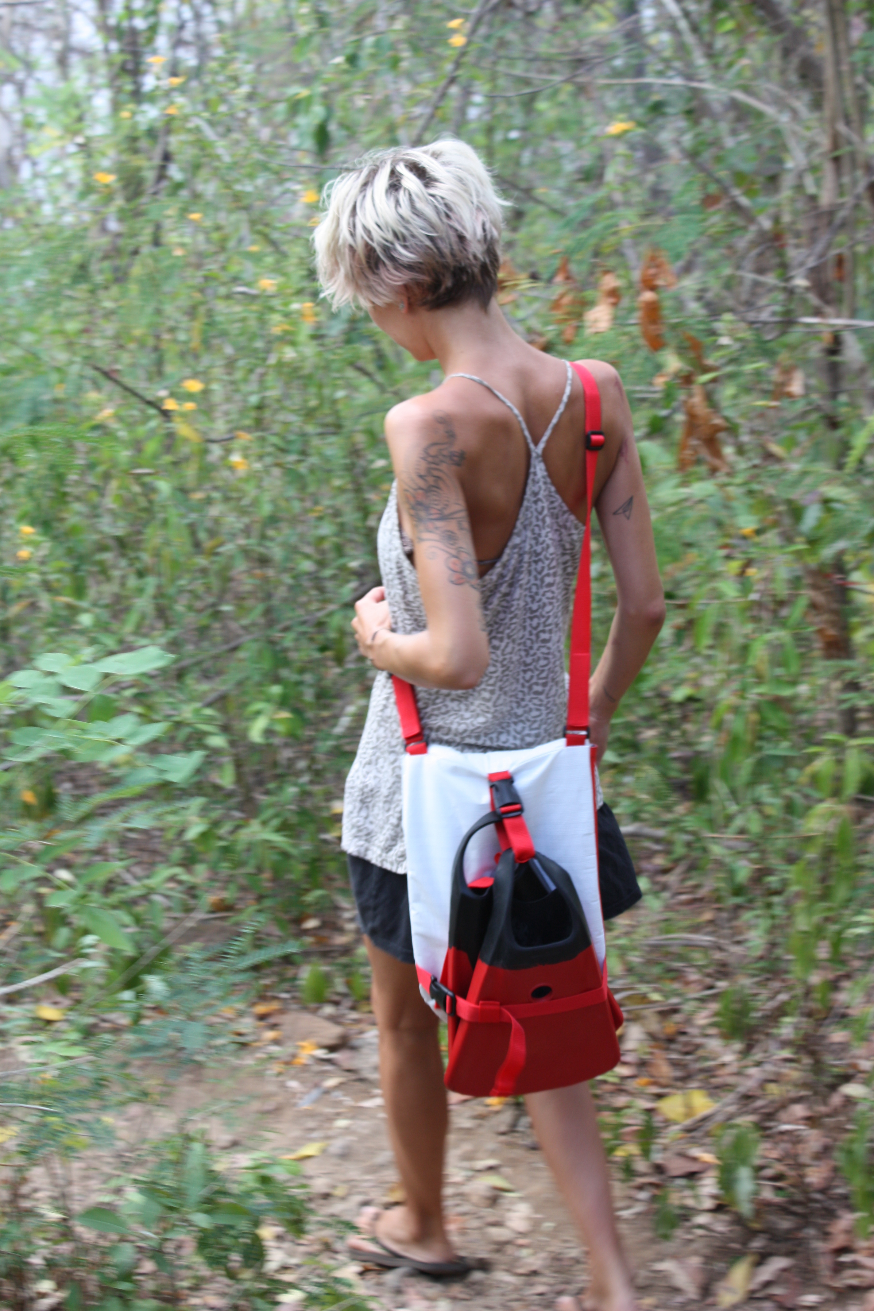 Taylor's Mistake Handski | Indiegogo